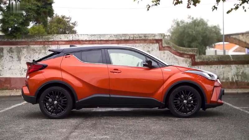丰田2020款chr,混合动力车型,不知道你钟意吗