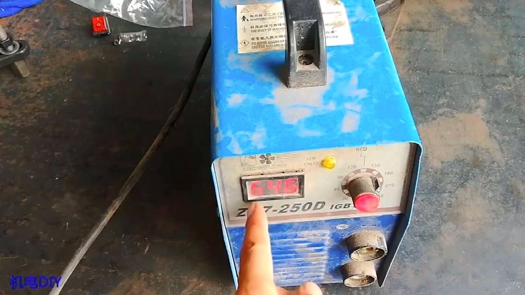 电焊机故障排除实例!继电器故障现象,与排除方法示范