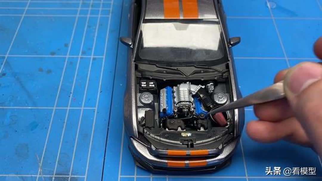 制作一辆精美车模