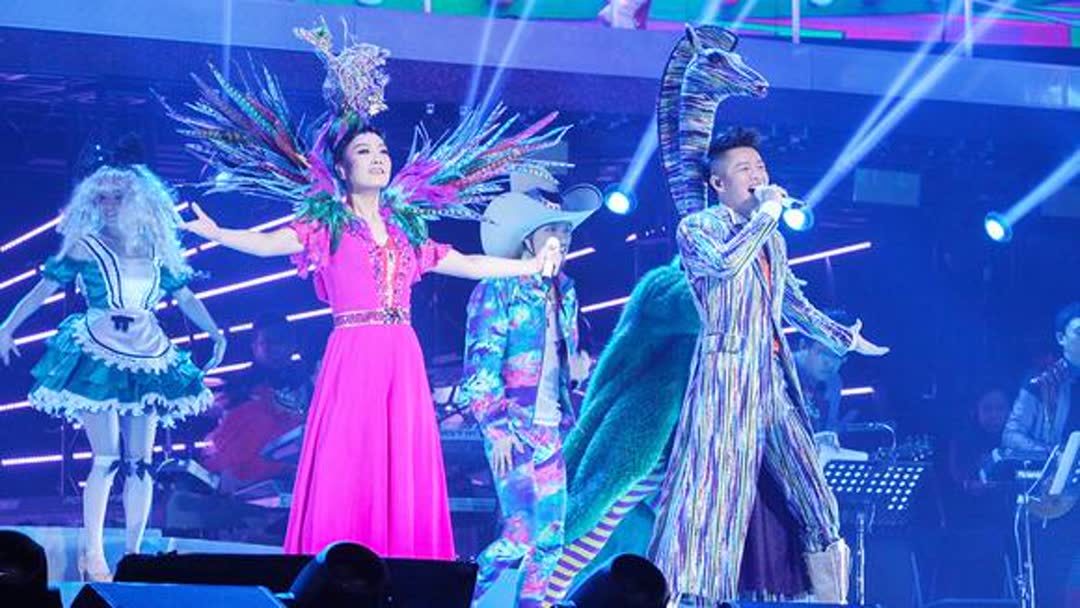 凤凰传奇《狼的诱惑》,听不够的浪漫情歌