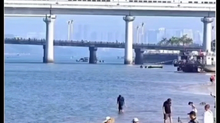 南宁至新加坡跨国高铁防城港至东兴段高铁试运行,速度好快!