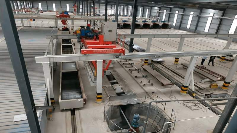 加气混凝土设备空翻脱模机生产现场视频