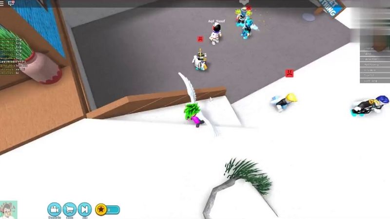 小飞象解说 Roblox破冰模拟器搞笑红蓝两队大乱斗大战冰淇淋怪兽