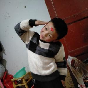 一丝不苟的一家人 