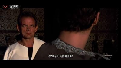 角斗士:凯撒大帝疯了,想杀姐姐的儿子,生一个继任者