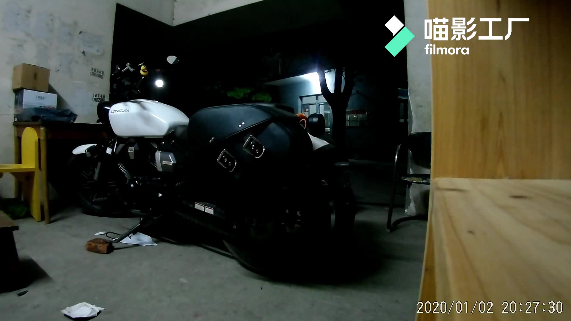 话痨小伙的龙嘉V途使用记录,更换川南双弹簧后减震,安装过程粗心大意...