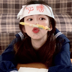 小阁藏红浪 