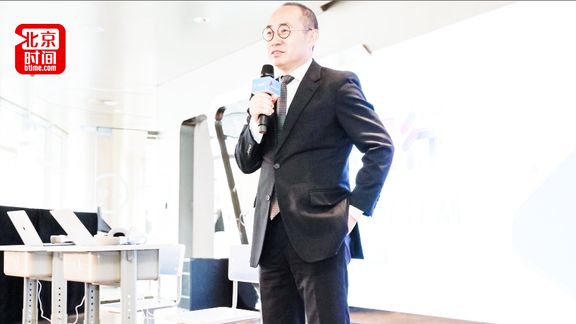 潘石屹：我提高教学的方法就是发奖金 很笨