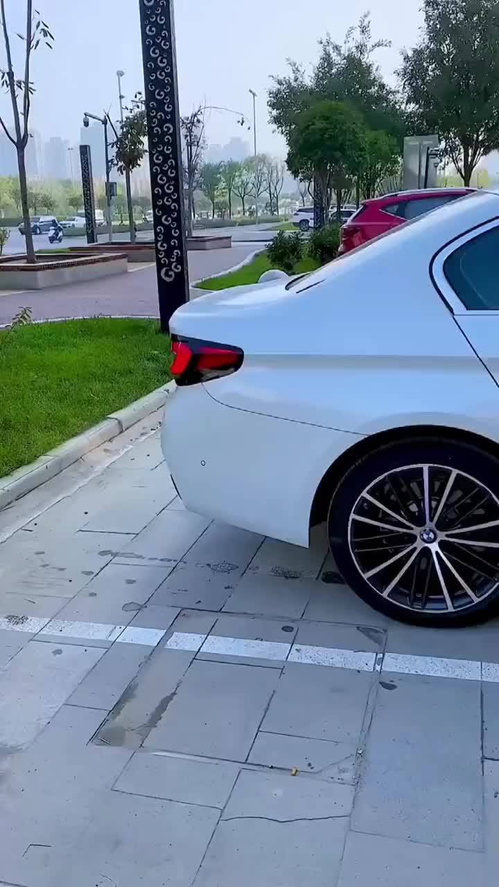 后视镜倒车小圆镜,装上它再也不怕倒车盲区了#汽车好物