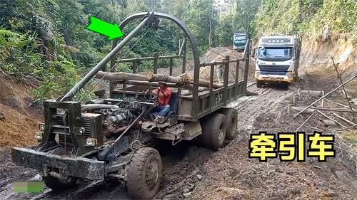 动力强劲的四驱绞车,既可以在前拉货车,又可以在后面推
