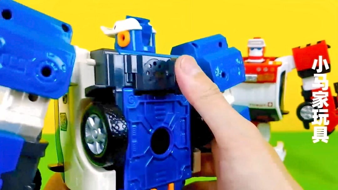 机器人酷炫擎天柱大卡车模型玩具 酷炫机器人和侏罗纪恐龙玩具