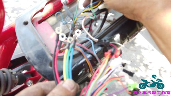 带学习维修控制器的接法,一步两步,就是电机转动的步伐