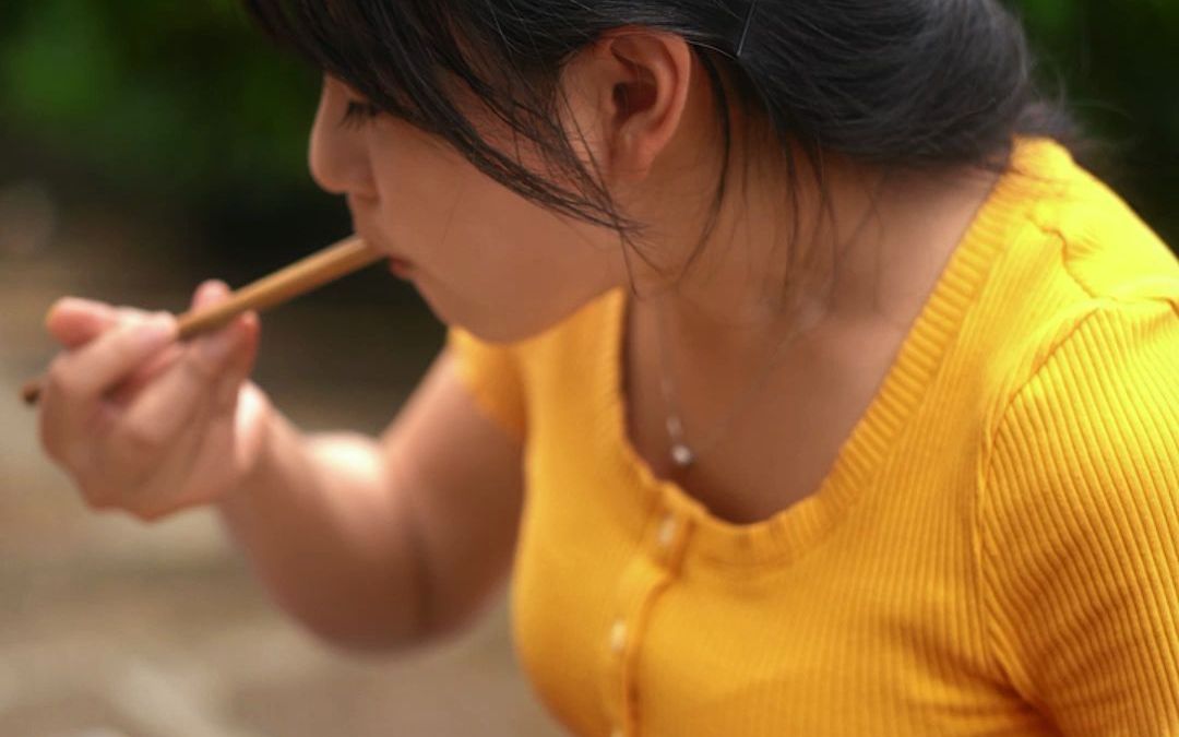 接近一米的丝瓜,第一次见这么长的丝瓜?应该是前段时间雨水多,本周...