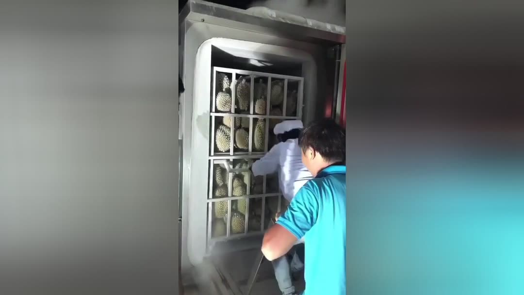 液氮极速冷冻技术通过8分钟零下196度液氮冷冻技术极冻为了让国人...
