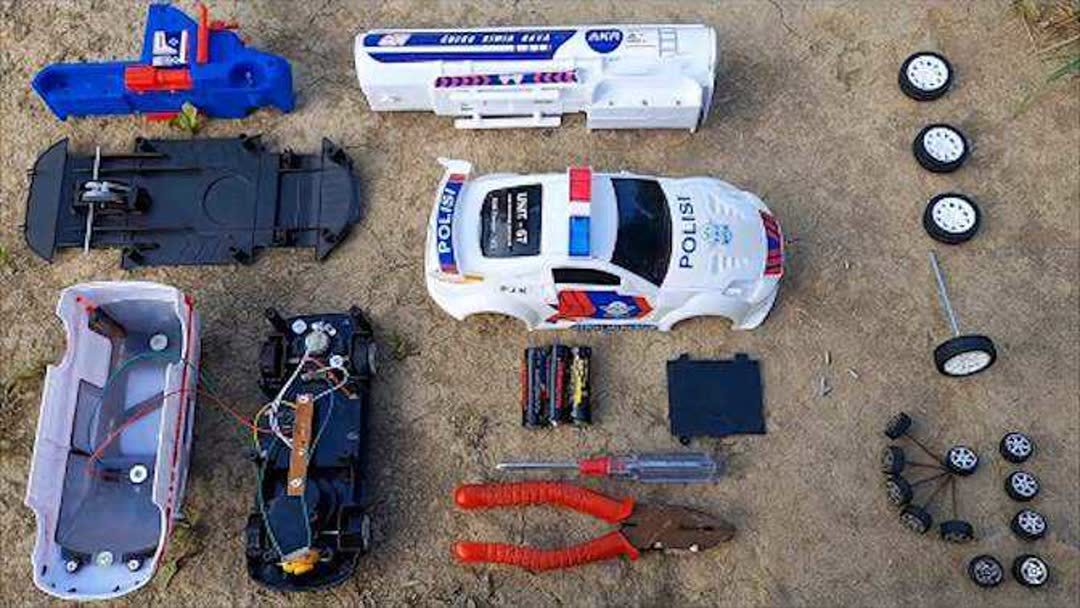 警车、救护车、油罐车,小型汽车玩具模型车,玩具车组装教程
