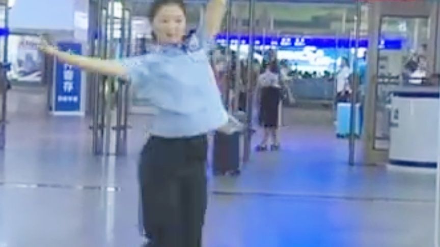 太原铁路公安文艺小分队,进站宣传安全常识,还有好听好看的节目!