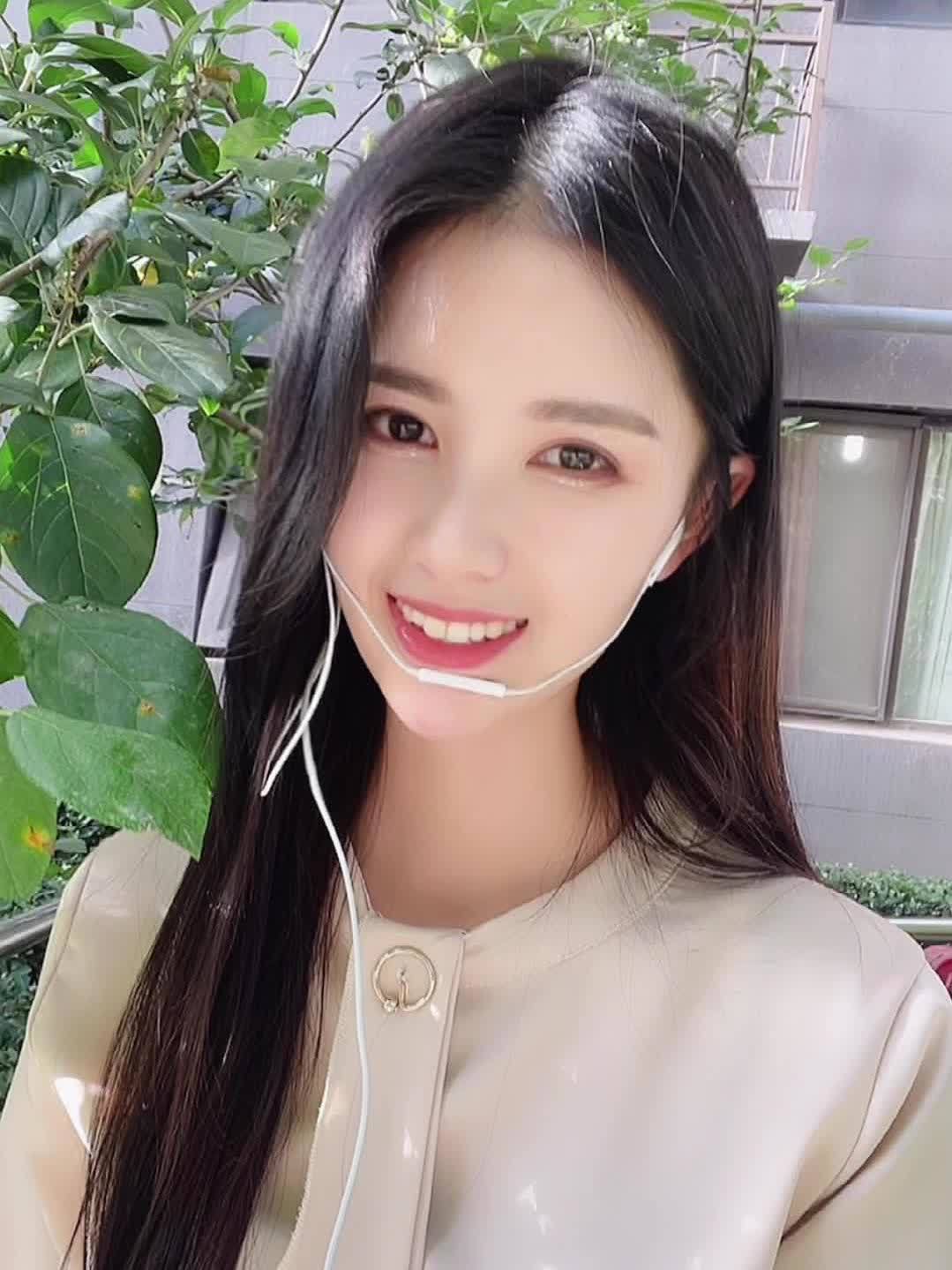 我与春风皆过客你携秋水揽星河愿有岁月可回首且以深情到白头古文情话