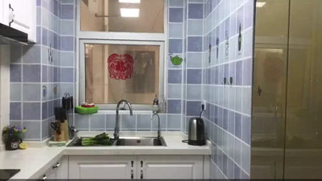 参观79㎡宜居小户型，看到冰箱收纳时我愣了，这是谁想出来的？