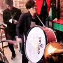 我是凹凸曼6600 
