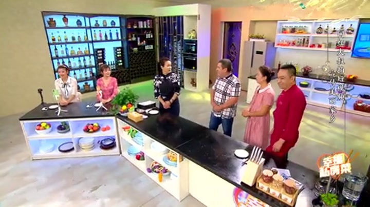 网红大叔拍短视频,宣传美丽家乡