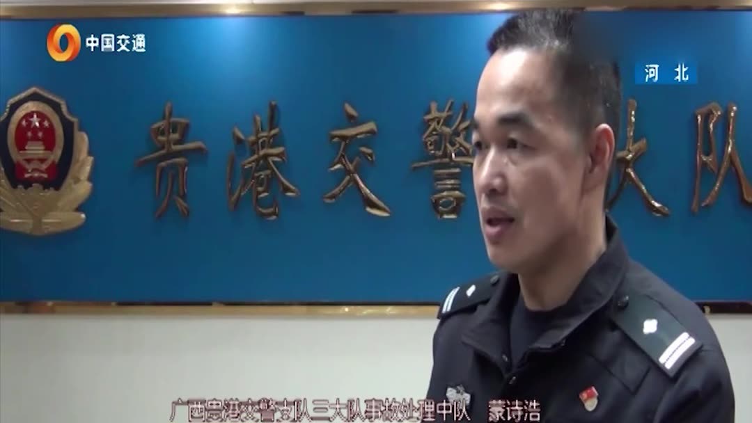 酒驾男子骑摩托车撞上另一辆摩托,这飞驰的速度不出事都难!