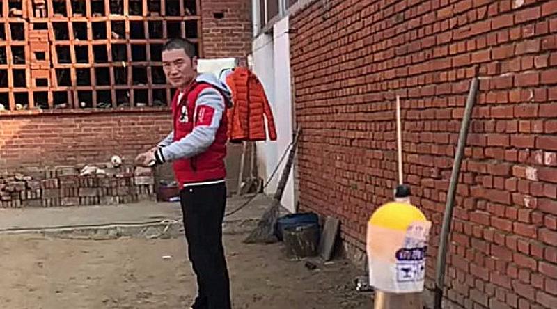 唐山弓友:先打个牙签,再打个泥球…