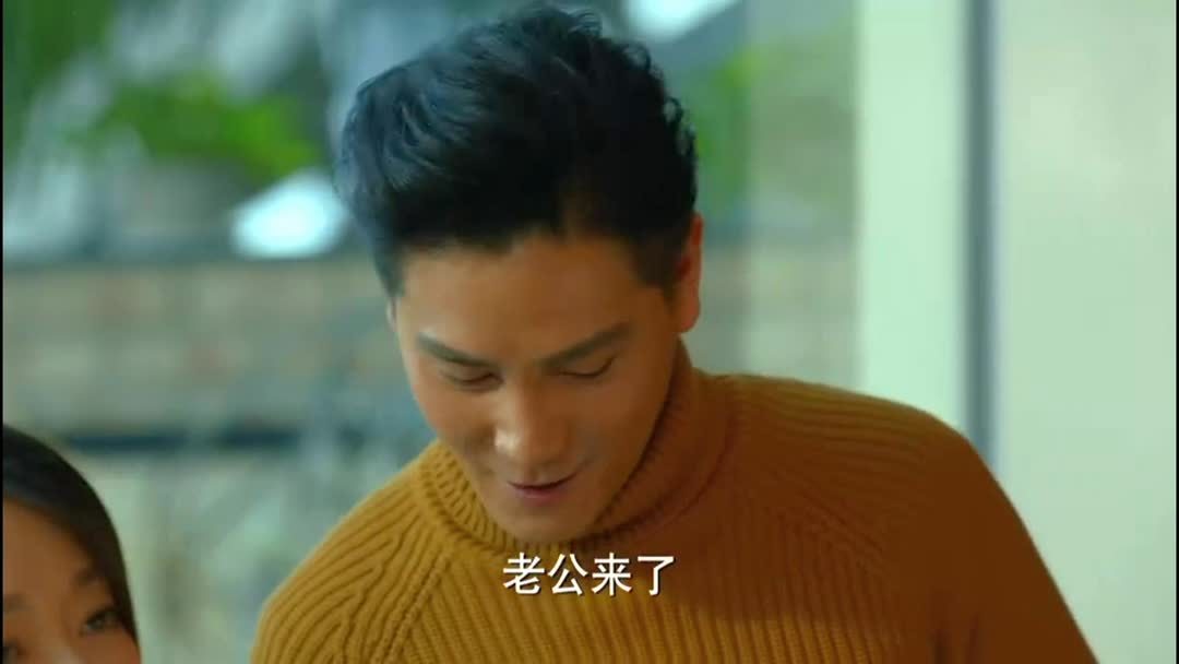 中国式关系:江小姐的老公简直是一表人才,这气质妥妥两米八