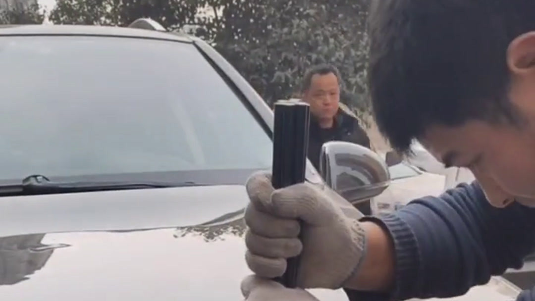 西安汽车凹坑无痕修复,汽车凹陷修复