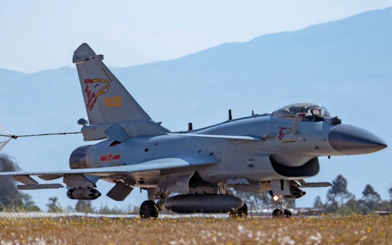 歼10C是伊朗最好的选择?俄制战机信息化低,适应不了现代化战争