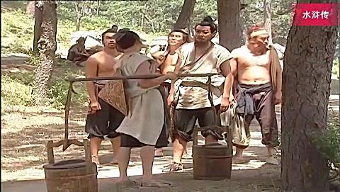 《水浒传》: 智多星吴用指点, 晁盖一行七人智取生辰纲