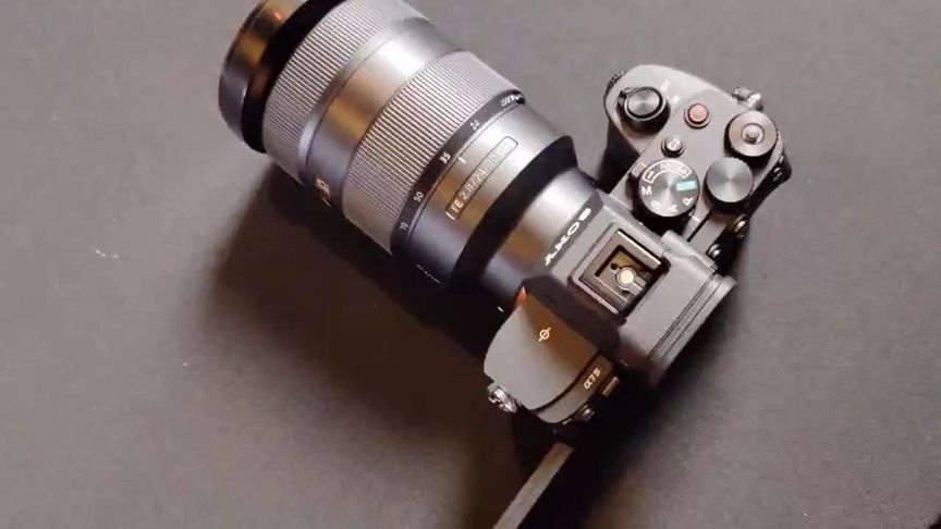 索尼A7M4全画幅微单相机真机上手体验,全新菜单,全新背屏。