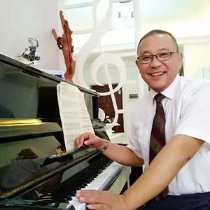 曾经年少我依然y华少 