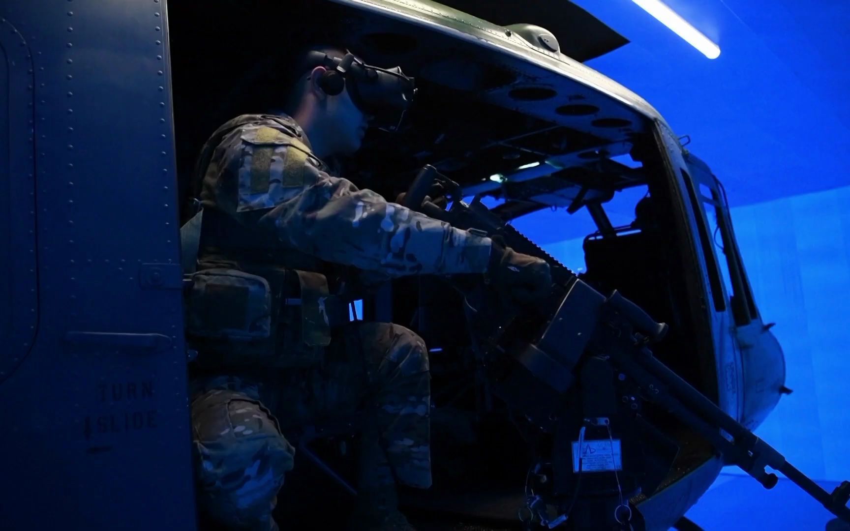 获奖者:奎托斯国防与安全解决方案-混合现实(MR)任务准备训练(MRT)...