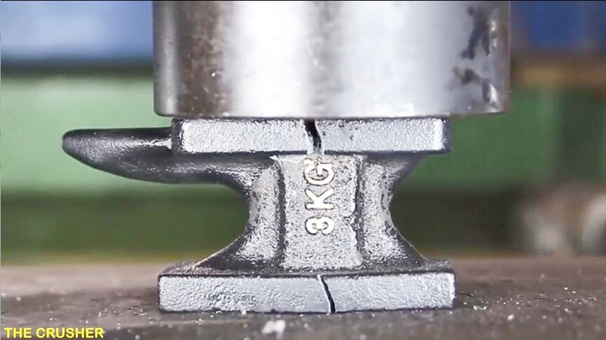 试验液压机压碎物品视频合集