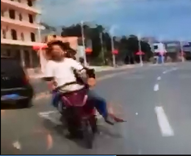 行车需谨慎:让人哭笑不得防不胜防的的电动车