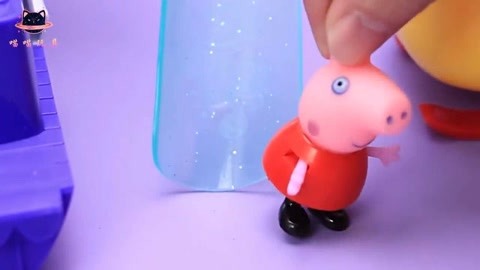 卡通动漫玩具小猪佩奇 巨大螺旋桨的直升机