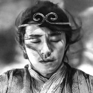 吕小不 