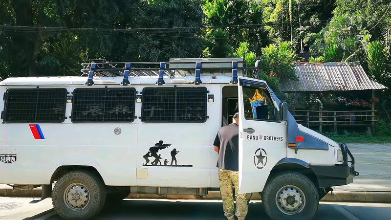 依维柯2045越野房车厨房,是这样改装的