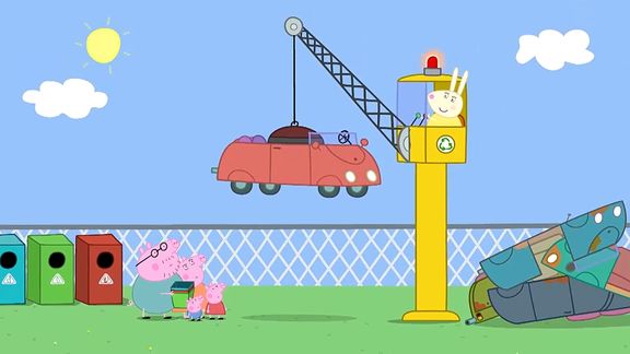 小猪佩奇:佩奇一家去扔垃圾,可车子太旧,差点被兔小姐回收了