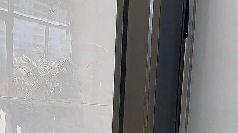 河北邯郸王总定制仿不锈钢拉丝石塑电梯门套