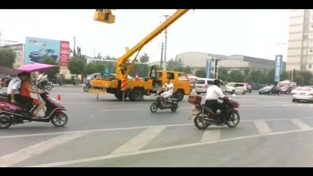 高空作业车视频 14米 16米 18米高空作业 市政路灯检修车视频