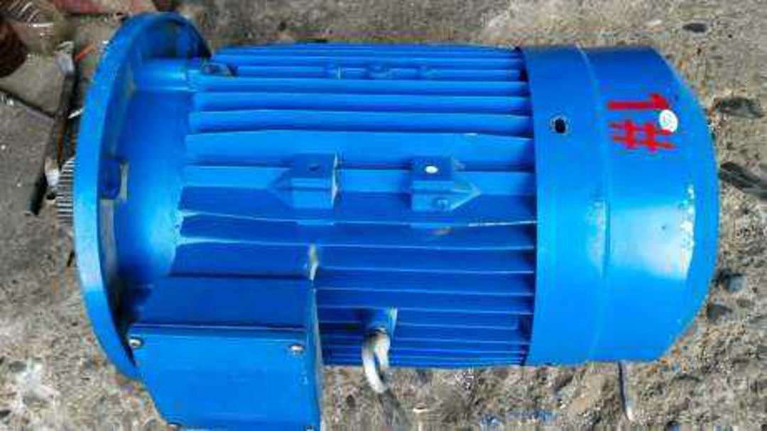 电机线路缺相很严重,刚装上的新电机用不到20分钟就烧了