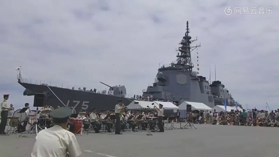 日本舰队现场演奏的《名侦探柯南主题曲》秒回破案现场!