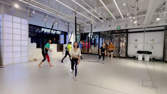 #健身 在北京遇见一个飞行健身课程,首次体验还是蛮有意思