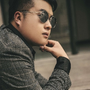 少儿编程陈老师555 