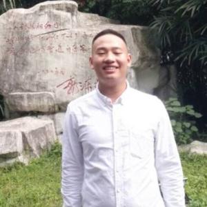 汽车实训教师田老师 