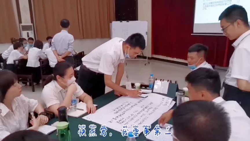 回顾人十期培训第一天:学员们积极分享自己公司的优秀案例
