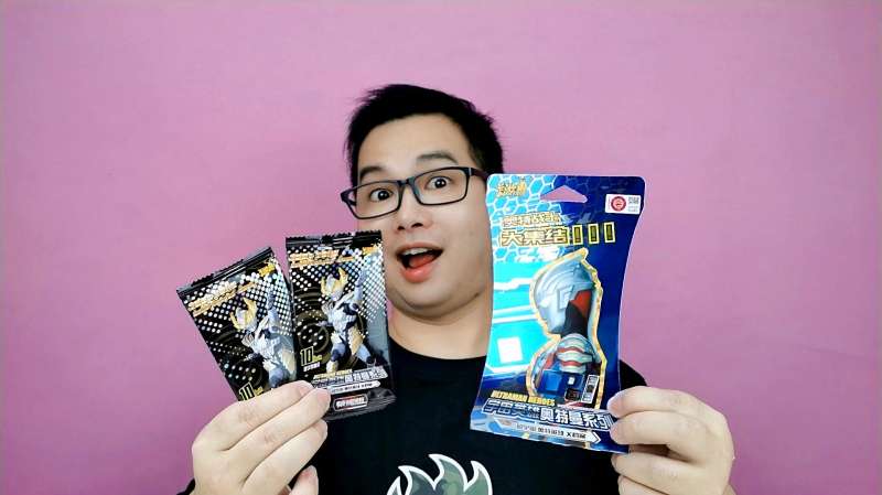 奥特曼卡片!压岁钱不多,就推荐你买这两种卡包!