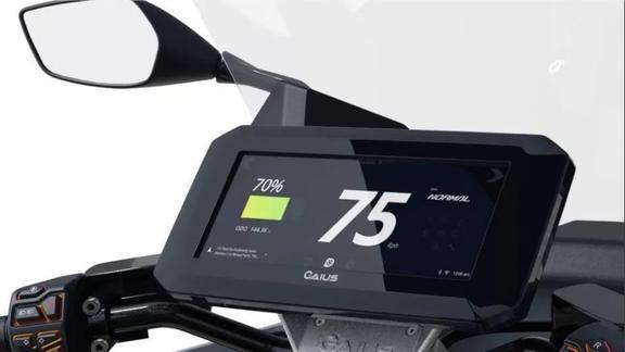 驾着这款电动车送外卖,既舒服,又拉风!