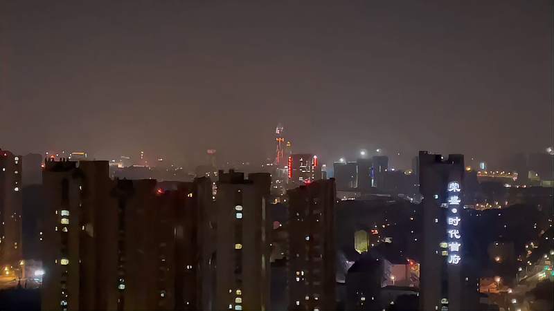 济南第一高楼跨年倒计时,烟花真漂亮